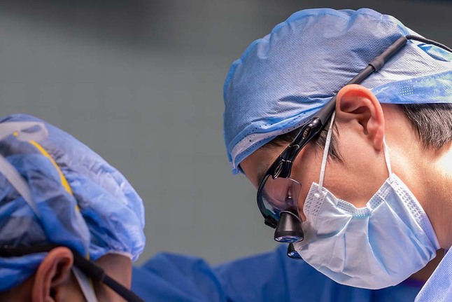 Facial Plastic & Reconstructive Surgery - Otolaryngology | UC Health